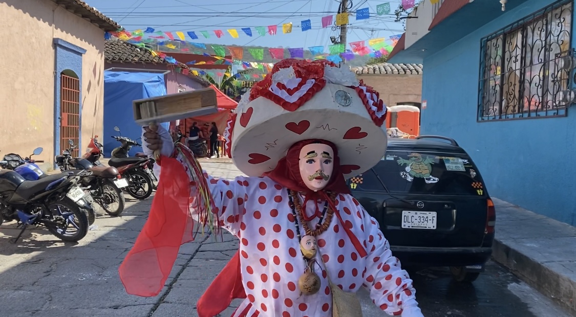 El chor, el personaje que le pone alegría al Carnaval Zoque Coiteco ...